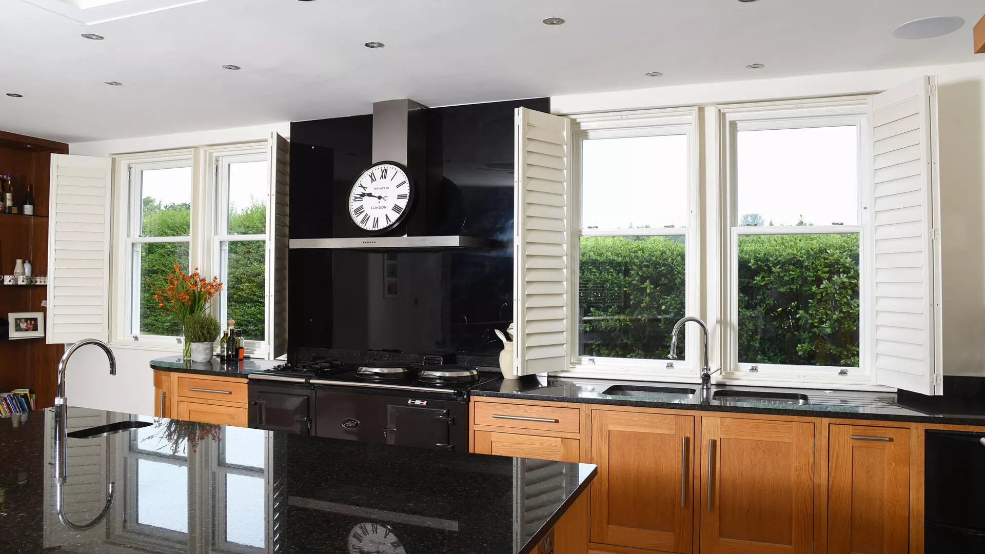 Sash Windows Scotland | Wooden & UPVC Sash Windows from Mitchell Glass