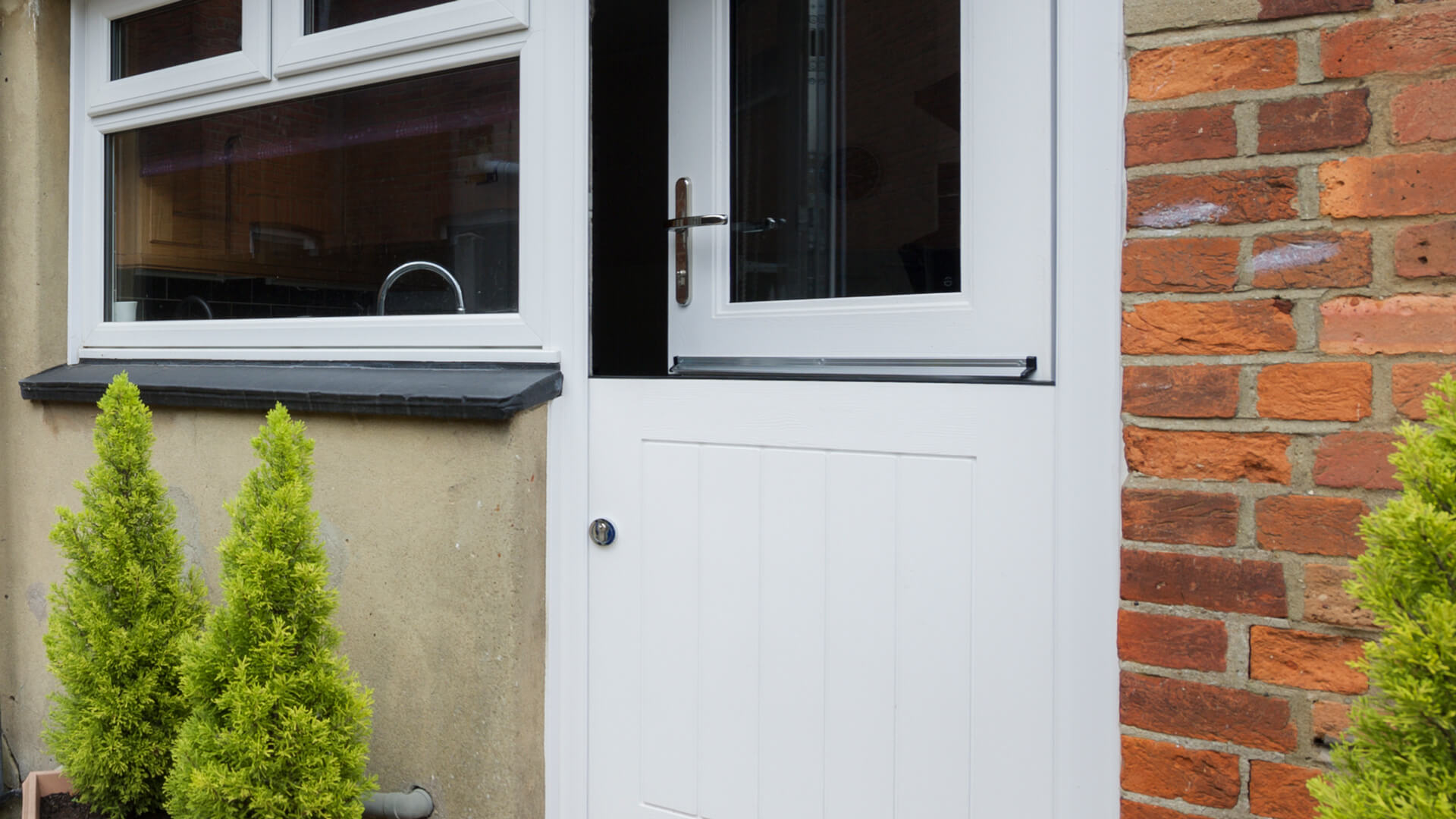 Stable Doors Scotland | Composite & Wooden Stable Doors from Mitchell Glass